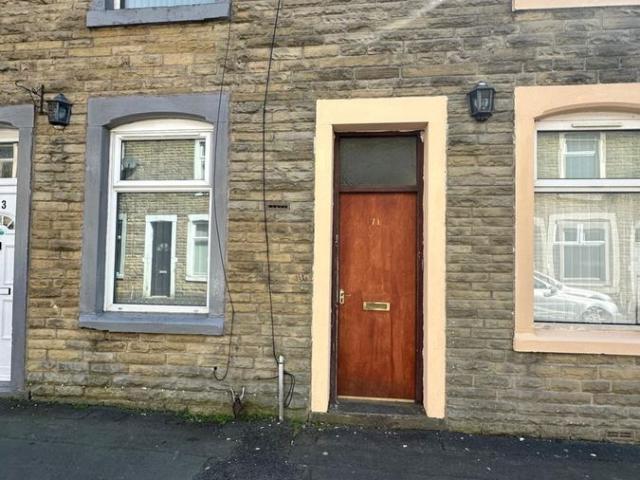 Leyland Road, Burnley, Lancashire BB11, 2 bed terraced house to rent, £525 pcm | PrimeLocation