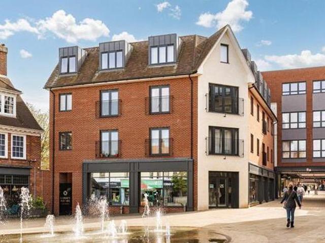 Leys Avenue, Letchworth Garden City, 2 Bedroom Apartment
