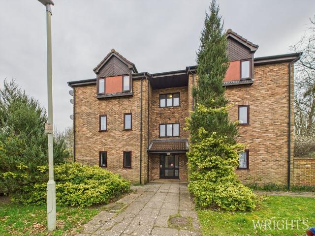 Leysdown, Welwyn Garden City AL7, 1 bed flat to rent, £1,000 pcm | PrimeLocation