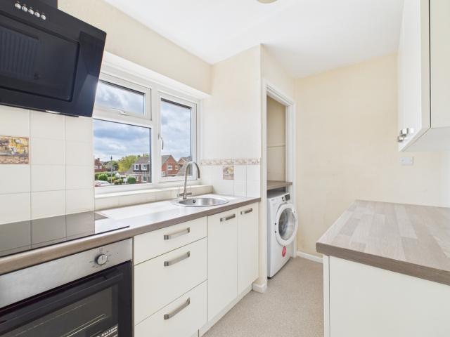 Leyson Road, The Reddings, Cheltenham, GL51, 2 bedroom, Flat