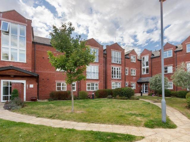 Lime Grove, Seaforth, Liverpool L21, 2 bed flat to rent, £675 pcm | PrimeLocation