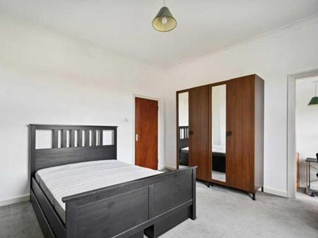 Lime Grove, Shepherds Bush, 1 Bedroom Flat