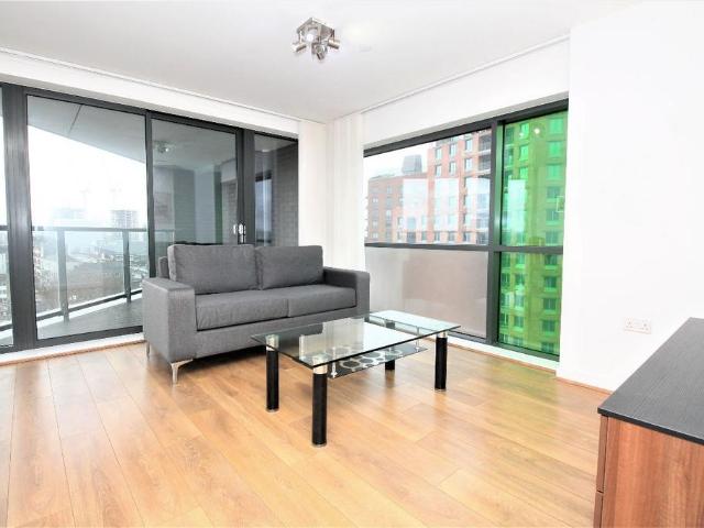 Lime Quay Apartments, Bromley by Bow, E3 2 bed apartment to rent £2,300 pcm £531 pw