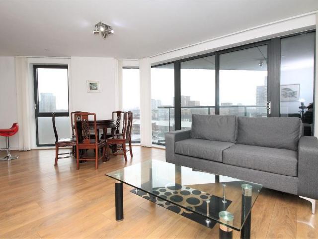 Lime Quay Apartments, Bromley by Bow, E3 2 bed apartment to rent £2,300 pcm £531 pw