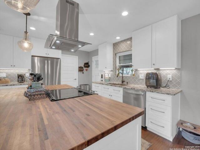 Lime Rock, Canyon Lake, Home For Sale