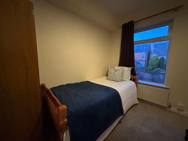 Lime Street, Sutton In Ashfield NG17, Room to rent, £433 pcm | PrimeLocation