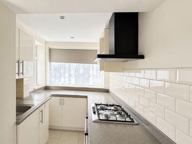 Lime Tree Avenue, Pontefract WF8, 3 bed semi detached house to rent, £1,000 pcm | PrimeLocation