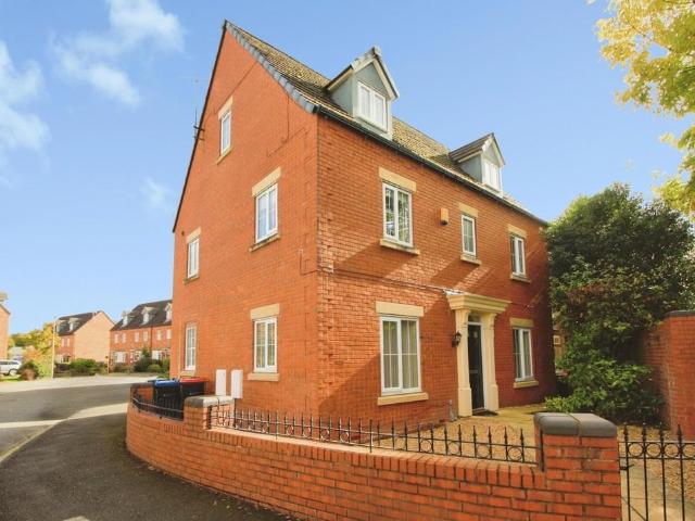Lime Wood Close, Chester CH2 5 bed detached house to rent £1,995 pcm £460 pw