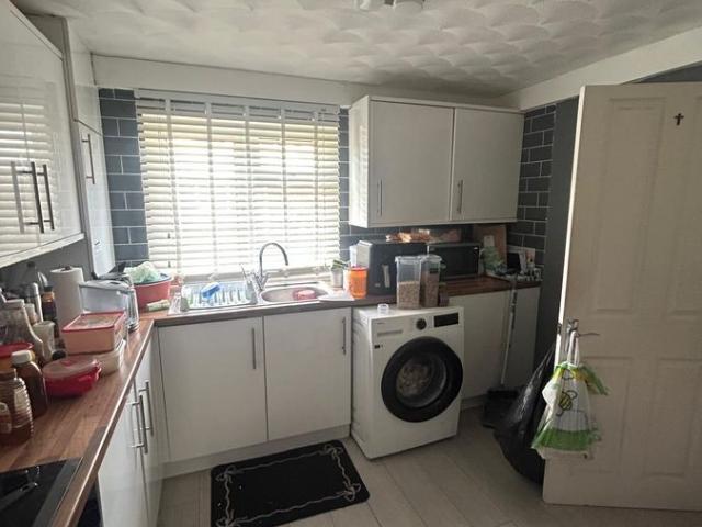 Limes Avenue, Chigwell IG7, 3 bed terraced house to rent, £2,300 pcm | PrimeLocation