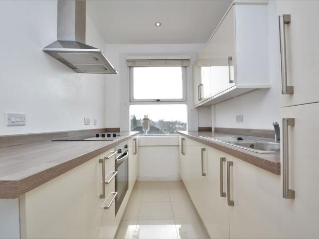 Limes Grove, London SE13, 1 bed flat to rent, £1,500 pcm | PrimeLocation