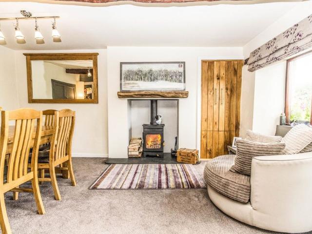 Limestone Cottage Clawthorpe, Carnforth, LA6 1NU
