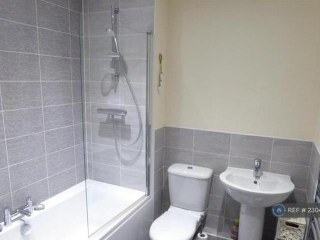 Limestone Grove, Houghton Regis, 2 Bedroom Flat