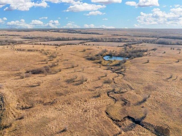 Limestone Rd, Howard, KS 67349