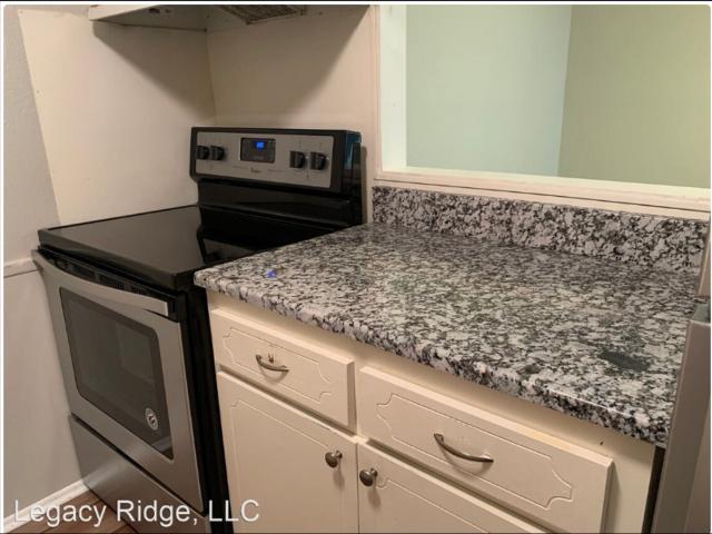 LIMITED TIME OFFER: Half Off 1st Month’s Rent at Legacy Ridge!