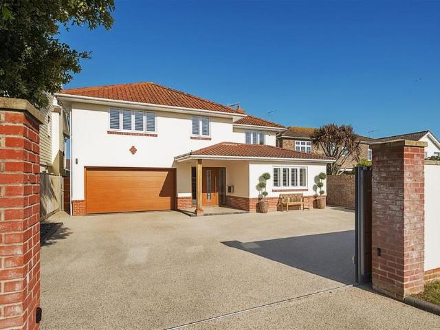 Limmard Way, Bognor Regis, PO22 5 bed detached house to rent £4,000 pcm £923 pw