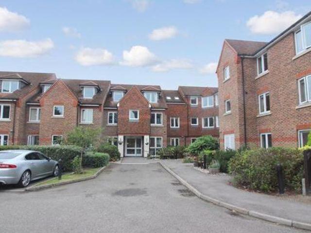 Linters Court, Redhill, 1 Bedroom Flat