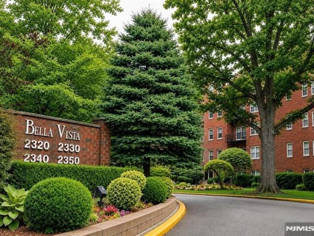Linwood Ave Apt G, Fort Lee, Condo For Sale