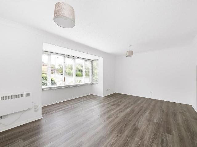 Linwood Close, London SE5, Studio to rent, £1,450 pcm | PrimeLocation