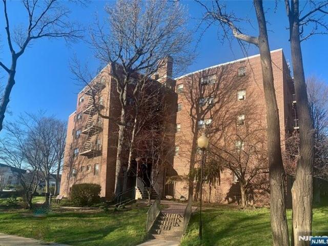 Linwood Dr Unit,fort Lee, Property For Sale