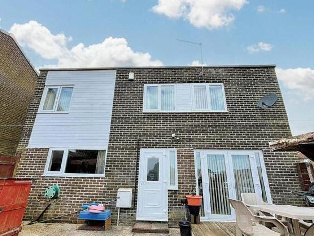 Linacre Court, Peterlee, 3 Bedroom Semi detached