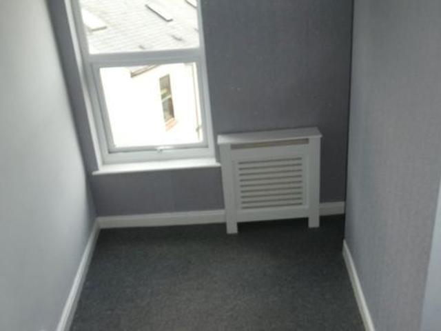 Linaker Road, Walkley, Sheffield, S6 5DT