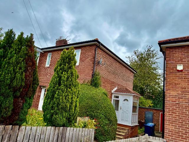 Linbridge Drive, Newcastle Upon Tyne NE5, 2 bed flat to rent, £800 pcm | PrimeLocation