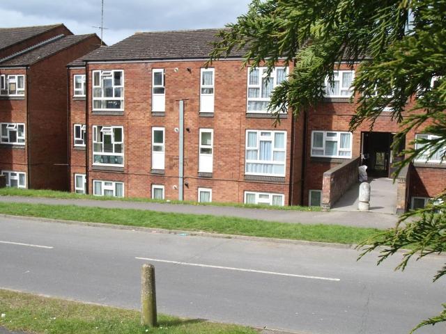 Linchfield, High Wycombe HP13, 1 bed flat to rent, £850 pcm | PrimeLocation