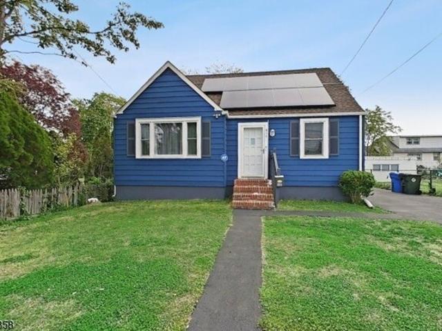 Lincoln Ave, Burlington City, Home For Sale
