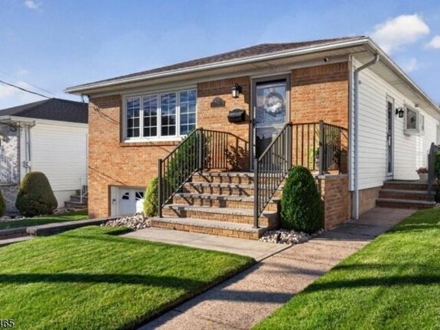 Lincoln Ave, North Arlington, Home For Sale