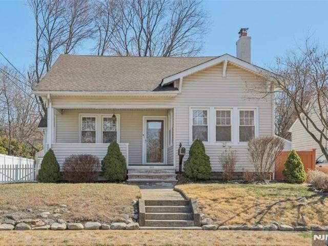 Lincoln Ave, Pompton Lakes, Home For Sale
