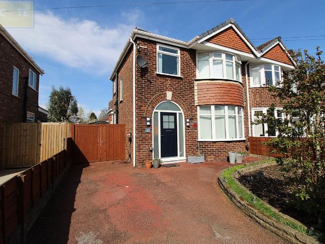 Lincoln Avenue, Stretford M32, 3 bed semi detached house to rent, £1,650 pcm | PrimeLocation