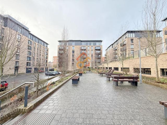Lincoln Apartments, 3 Lexington Gardens, Birmingham B15, 3 bed flat to rent, £1,450 pcm | PrimeLocation