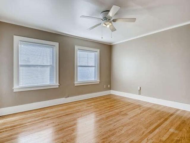 LINCOLN APARTMENTS Studio Apartment for Rent at 3910 Yakima Ave, Tacoma, WA 98418 South End