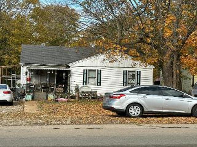 Lincoln Dr