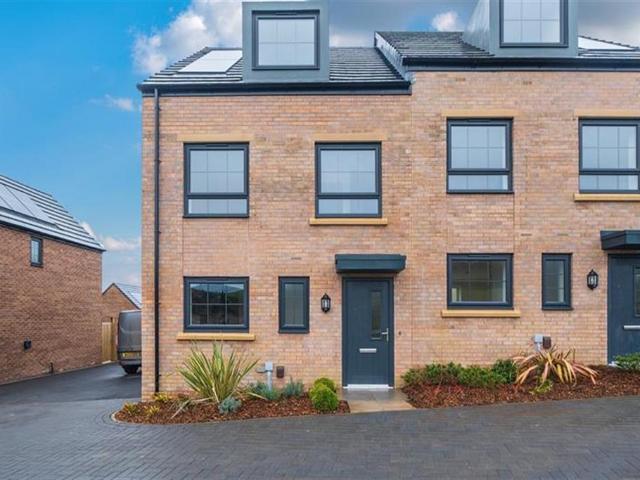 Lincoln Drive, NG4 3 bed semi detached house to rent £1,590 pcm £367 pw