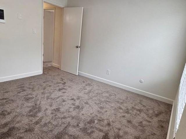 Lincoln Greens 2 Bedroom Apartment for Rent at 166 S Lincoln Ave, El Cajon, CA 92020 El Cajon