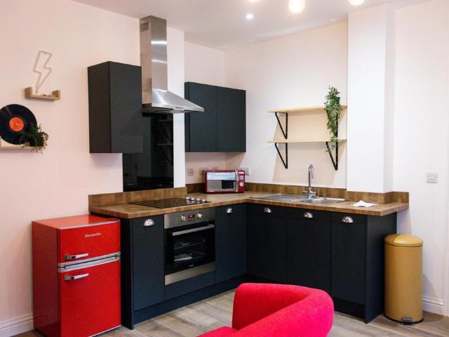 Lincoln LN2 1 bed flat to rent £1,083 pcm £250 pw
