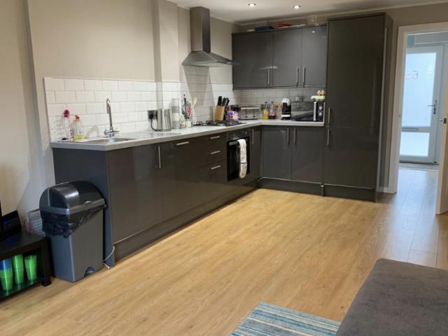 Lincoln LN5 4 bed terraced house to rent £1,941 pcm £448 pw