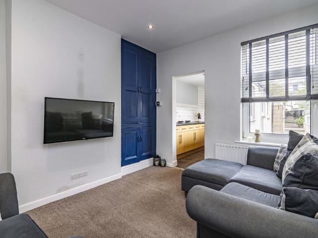 Lincoln LN5 3 bed terraced house to rent £1,560 pcm £360 pw