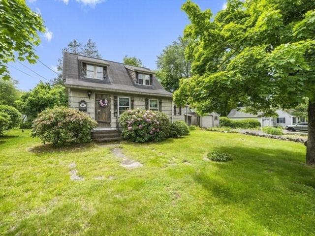 Lincoln, Longmeadow, Home For Sale