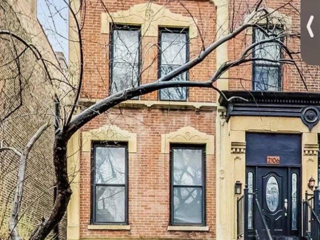Lincoln Park 3 bedroom