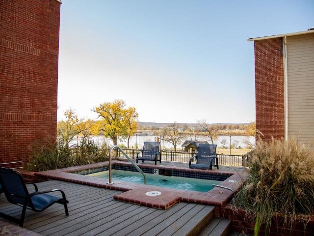 Lincoln Park Apartments 1 Bedroom Apartment for Rent at 1816 S Carson Ave, Tulsa, OK 74119 Buena Vista Park