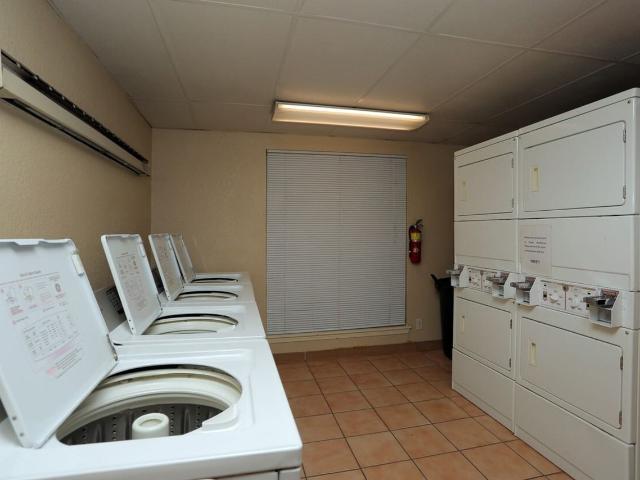 Lincoln Park Apartments 1 Bedroom Apartment for Rent at 1816 S Carson Ave, Tulsa, OK 74119 Buena Vista Park