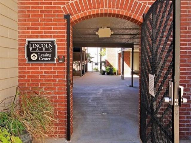 Lincoln Park Apartments 1 Bedroom Apartment for Rent at 1816 S Carson Ave, Tulsa, OK 74119 Buena Vista Park