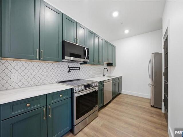 Lincoln Park Unit,newark, Condo For Sale