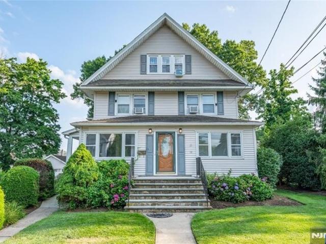 Lincoln Pl, Waldwick, Home For Sale