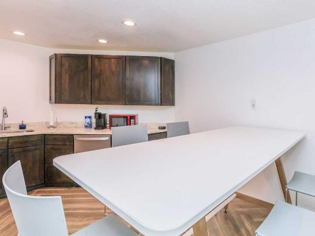 Lincoln Place Apartments 2 Bedroom Apartment for Rent at 4401 San Pedro Dr Ne, Albuquerque, NM 87109 Del Norte