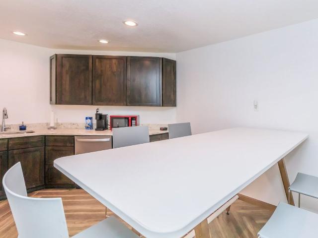 Lincoln Place Apartments 2 Bedroom Apartment for Rent at 4401 San Pedro Dr Ne, Albuquerque, NM 87109 Del Norte