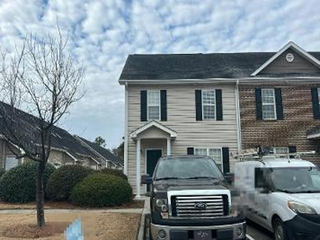 Lincoln Place Cir