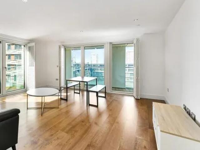 Lincoln Plaza London, Curio Collection by Hilton, 2 Lincoln Plaza, Millwall, London, E14 9BD, United Kingdom | 3 bed apartment for rent #127118803 | Rentberry